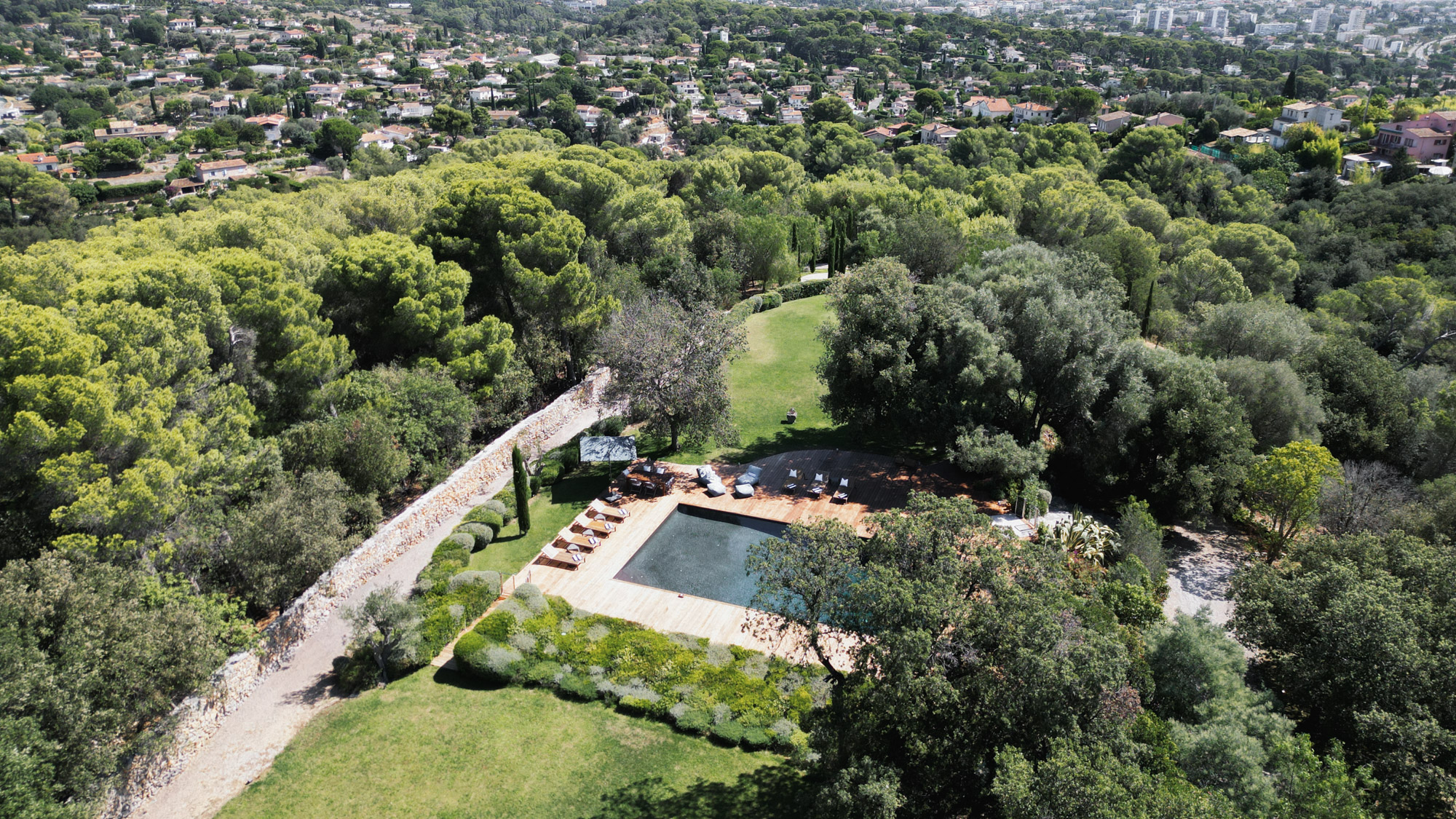 Noam Vallauris – Noam – Luxury Villas Rentals & Private Retreats