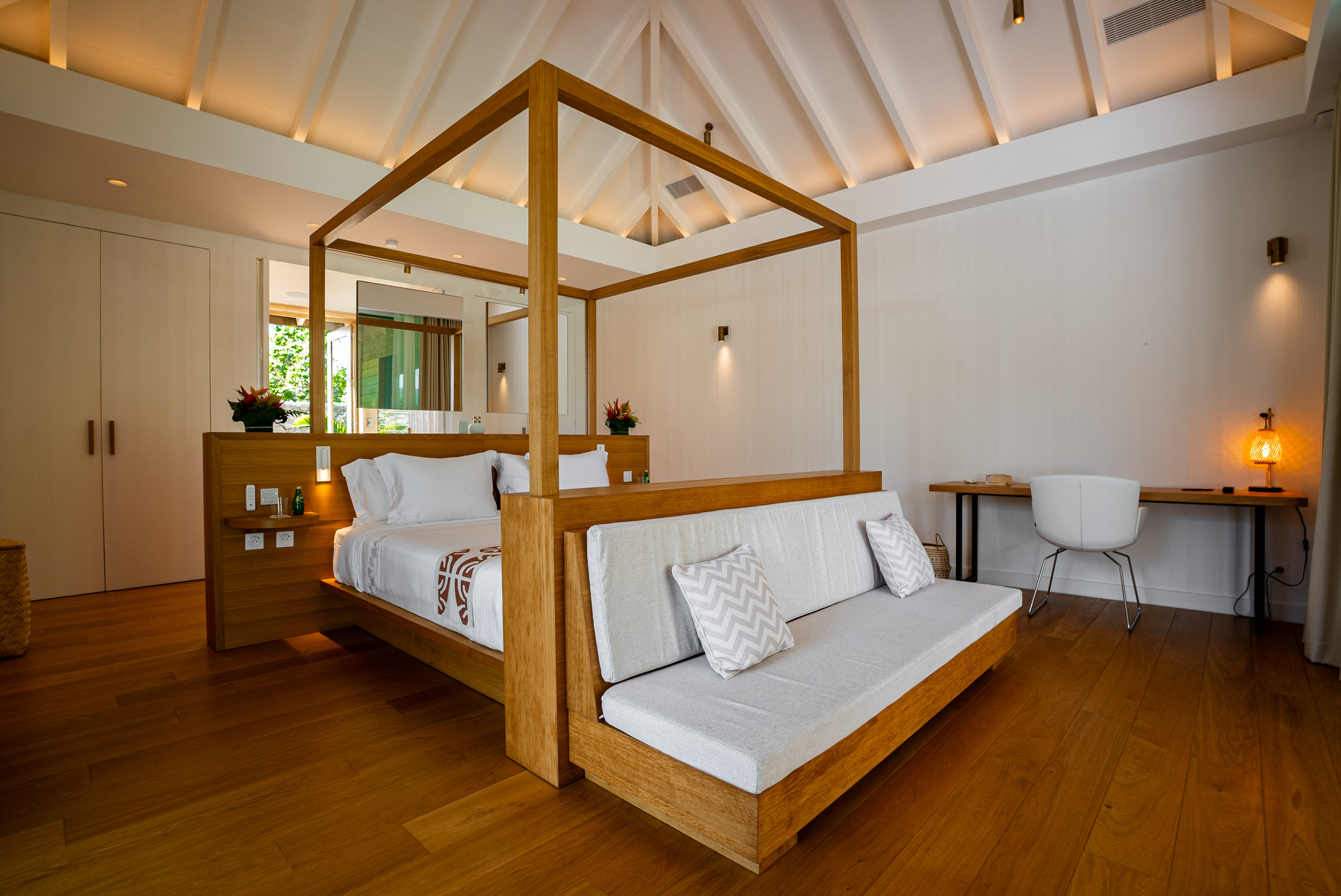 Noam Bora Bora – Noam – Luxury Villas Rentals & Private Retreats