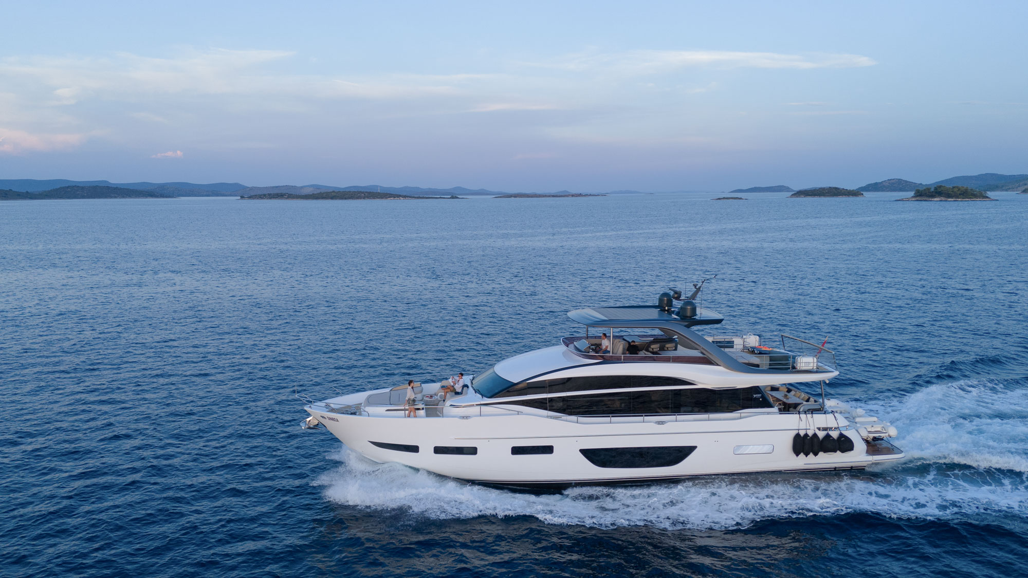 Noam Dinboa – Noam – Luxury Villas Rentals & Private Retreats